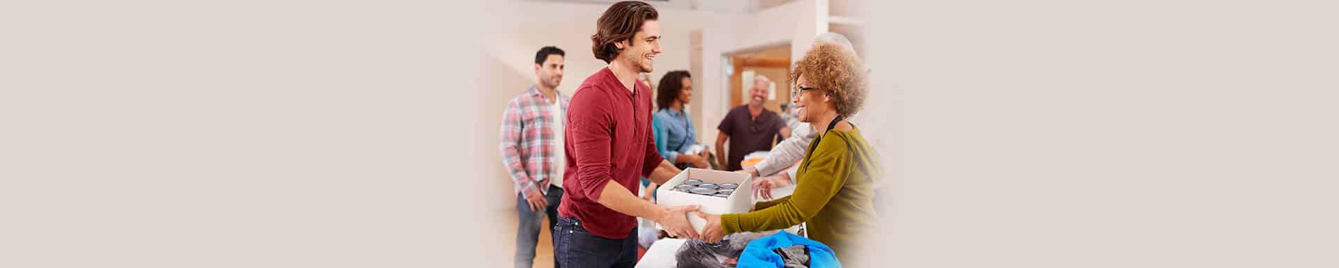 Helping the Community: Ways to Get Involved | UoPeople