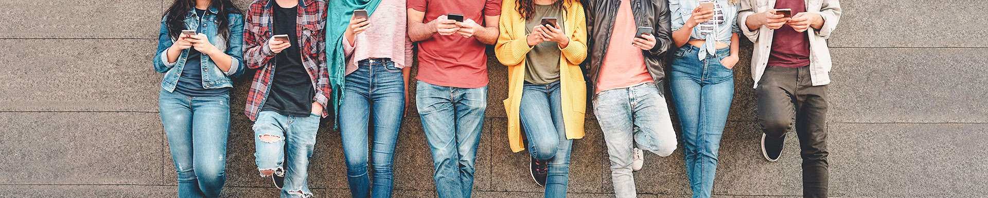 How Social Media Affects Communication | UoPeople