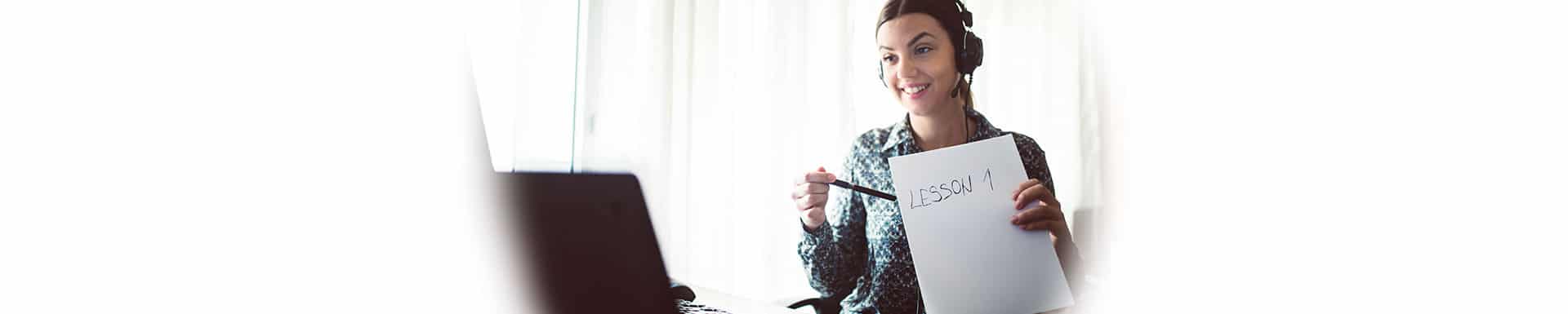 How To Teach Online? Here are Best Tips And Tricks To Help