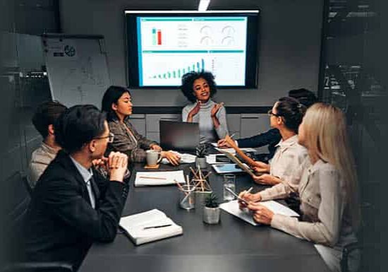 Associate’s in Business Administration: Best Jobs Options!