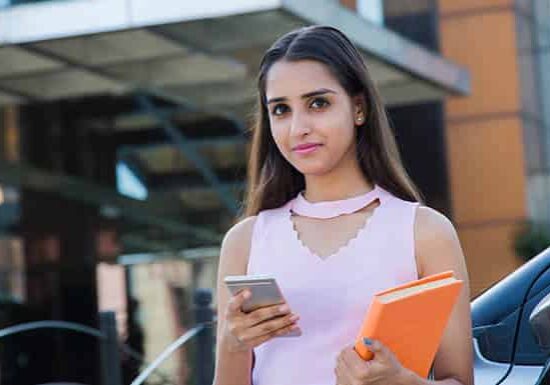 College Close to Home: Is Commuting to College Worth It?