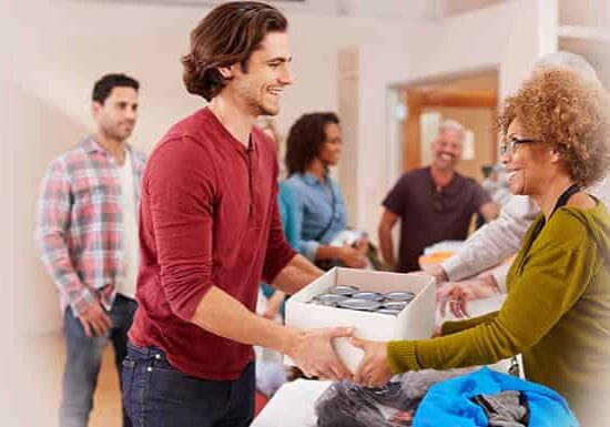 Helping the Community: Ways to Get Involved | UoPeople