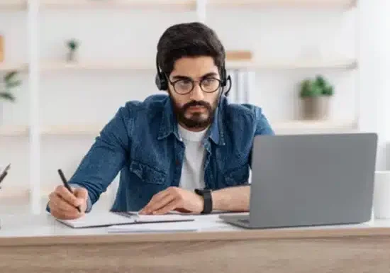 The Various Pros and Cons of Earning a Part-Time Masters