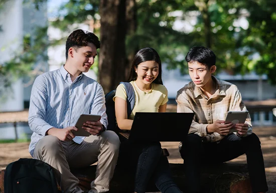 How to Reduce College Costs: 3 Effective Ways | UoPeople